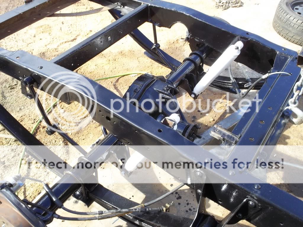 Using 9.75 rear axle and Crown Vic front (now with pics!) - Ford Truck ...