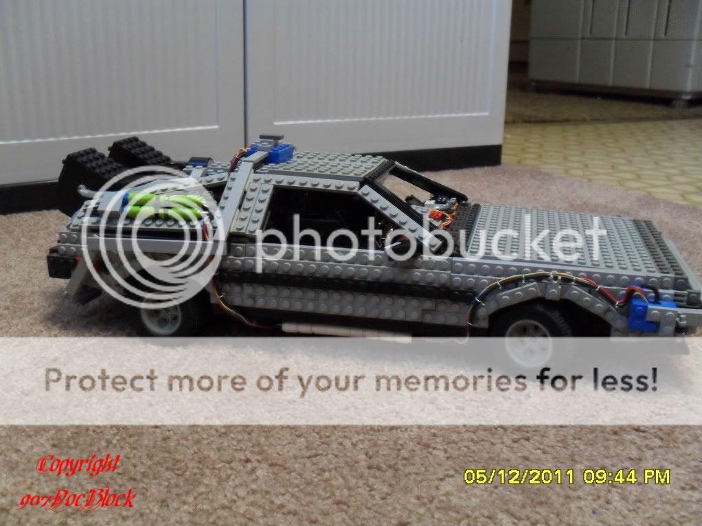 Lego DeLorean Time Machine